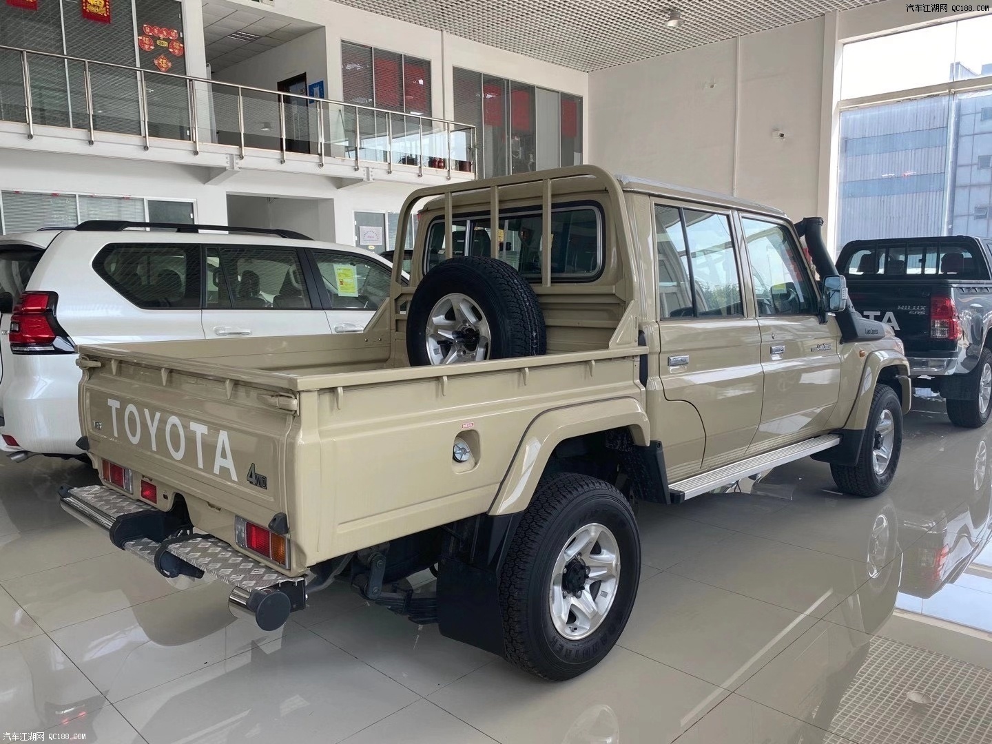 2020款丰田酷路泽LC79柴油版实拍图解_汽车江湖