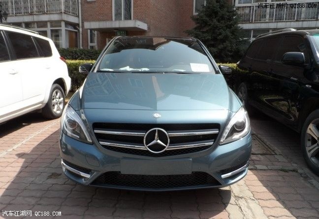 【图】转向精准 提奔驰B200宇宙蓝+换胎换毂！_汽车江湖